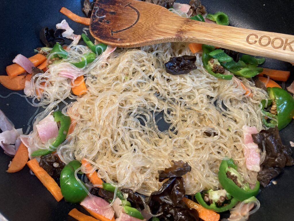 業務スーパーの即席はるさめは、小分けになっていて使いやすい♪ | 業スーおすすめブログ